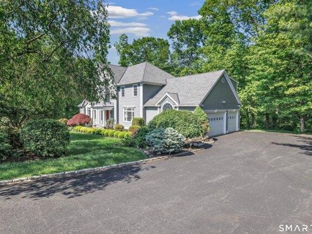 house with 4 bedroom, Easton CT DLS103101908