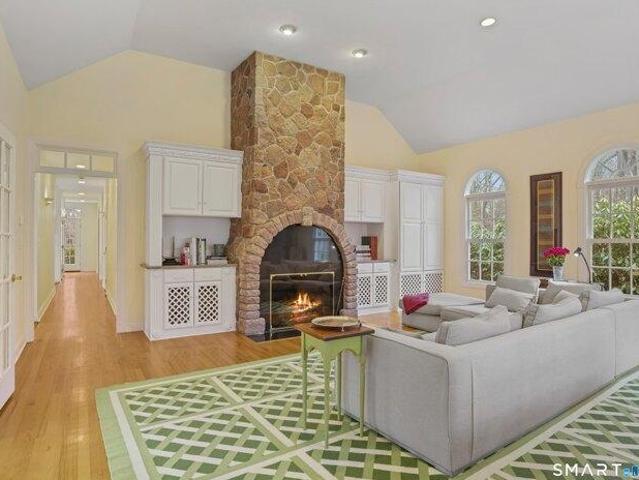 house with 4 bedroom, Easton CT DS102317599
