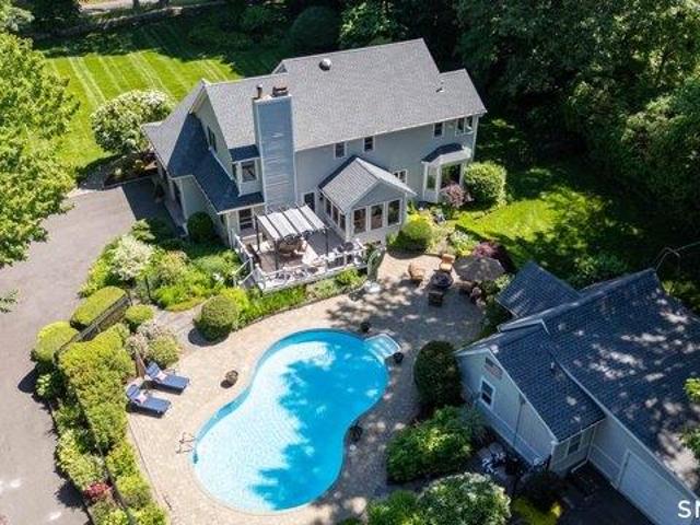 house with 4 bedroom, Easton CT ES104233303