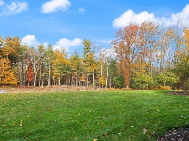 house with 4 bedroom, Easton MA DLS102961733
