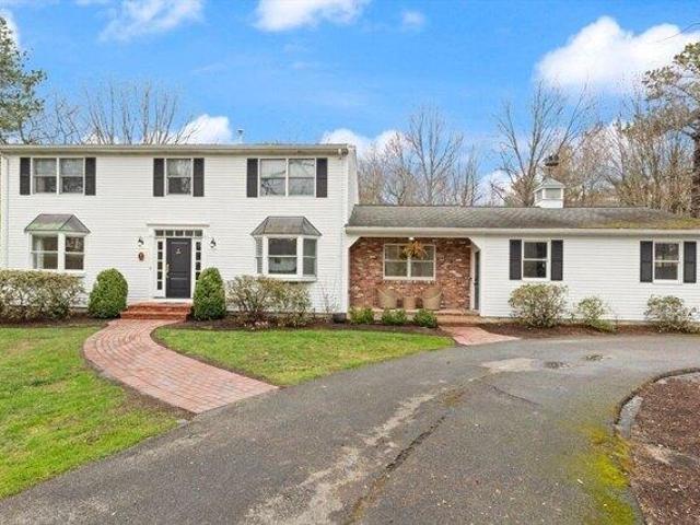 house with 4 bedroom, Easton MA DS102090434