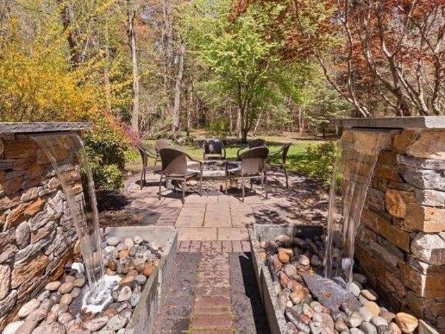 house with 4 bedroom, Easton MA DS103220477
