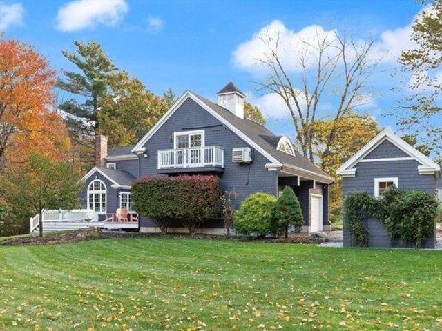 house with 4 bedroom, Easton MA DS104148708