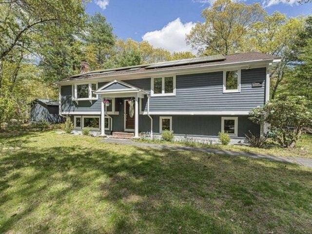 house with 4 bedroom, Easton MA ES103496282