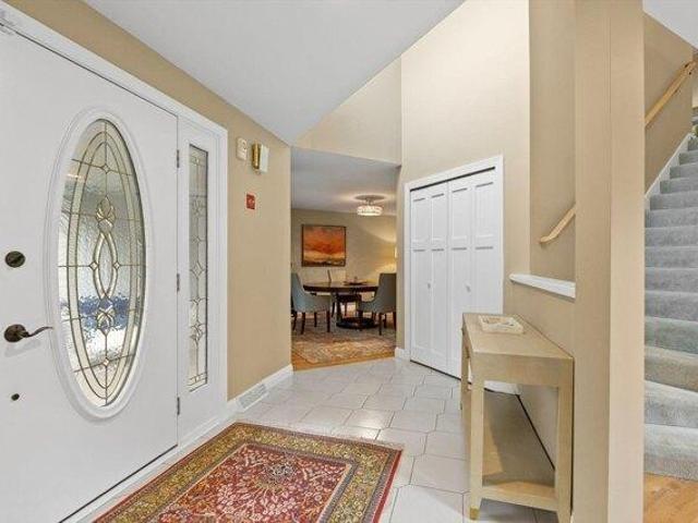 house with 4 bedroom, Easton MA ES104446255