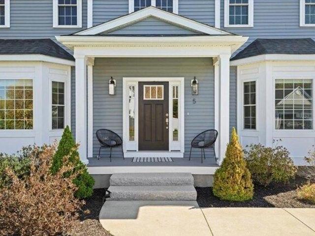 house with 4 bedroom, Easton MA ES104905024