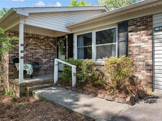 house with 4 bedroom, Eden NC ES104898143