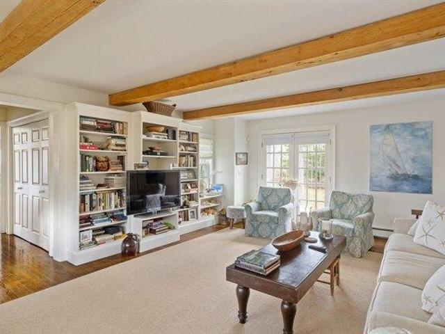 house with 4 bedroom, Edgartown MA DS102635570
