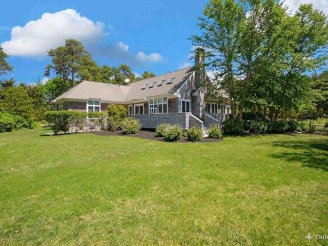 house with 4 bedroom, Edgartown MA DS104112962