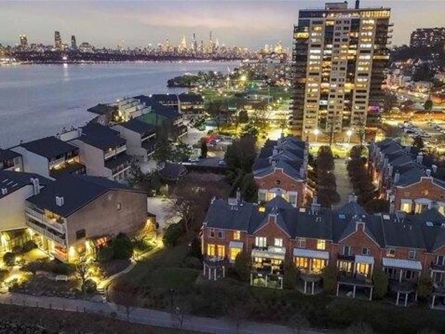 house with 4 bedroom, Edgewater NJ DS102479850