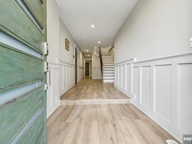 house with 4 bedroom, Edgewater NJ DS102029220