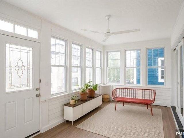 house with 4 bedroom, Edgewater NJ DS104150261