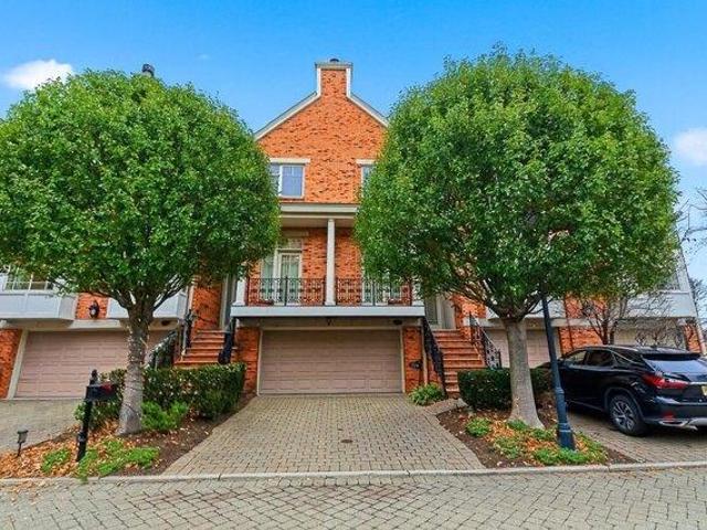house with 4 bedroom, Edgewater NJ ES104571115