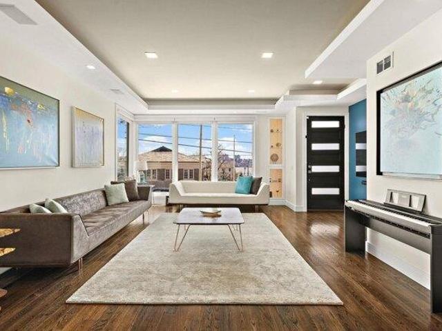 house with 4 bedroom, Edgewater NJ ES104760092