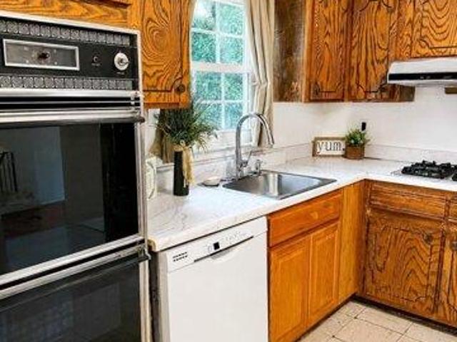 house with 4 bedroom, Edison NJ ES105193625
