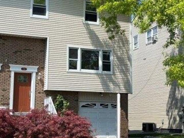 house with 4 bedroom, Elmwood Park NJ DS102258684
