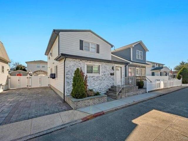 house with 4 bedroom, Elmont NY DS101747645