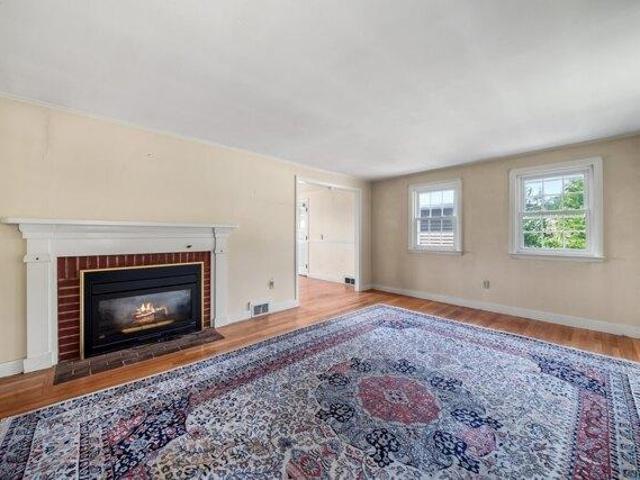 house with 4 bedroom, Eliot ME ES104809991