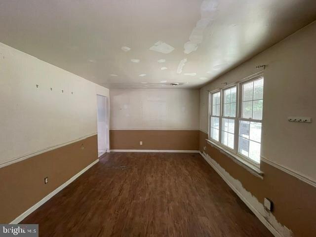 house with 4 bedroom, Elkton MD ES103626548