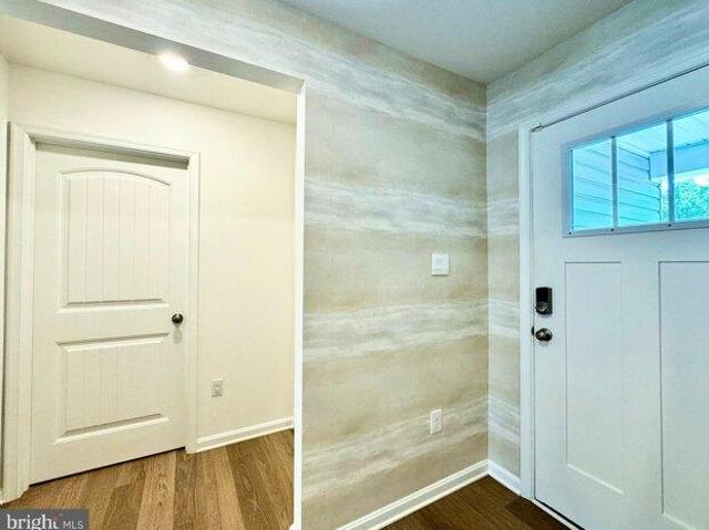 house with 4 bedroom, Elkton MD ES103626137