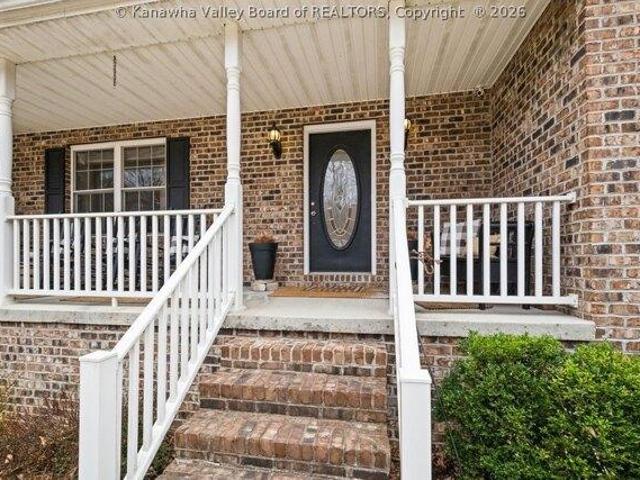 house with 4 bedroom, Elkview WV ES103603471