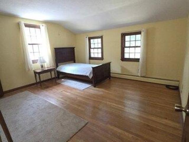 house with 4 bedroom, Ellington CT ES104232683