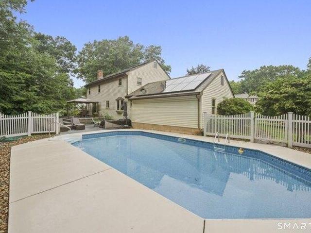 house with 4 bedroom, Ellington CT ES105423942