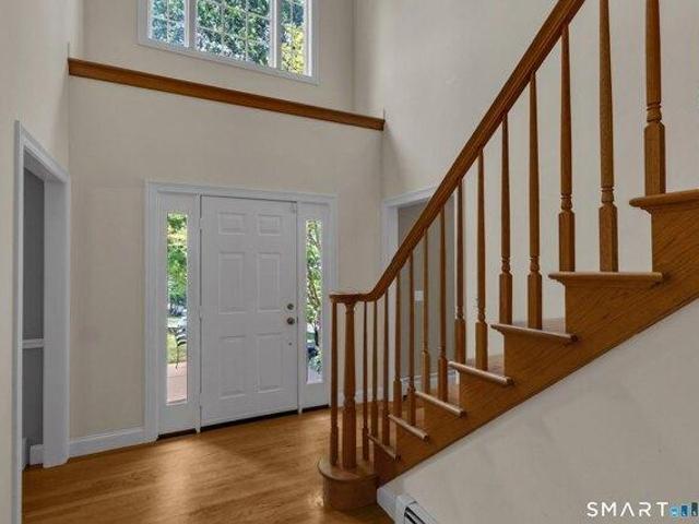 house with 4 bedroom, Ellington CT ES105192099