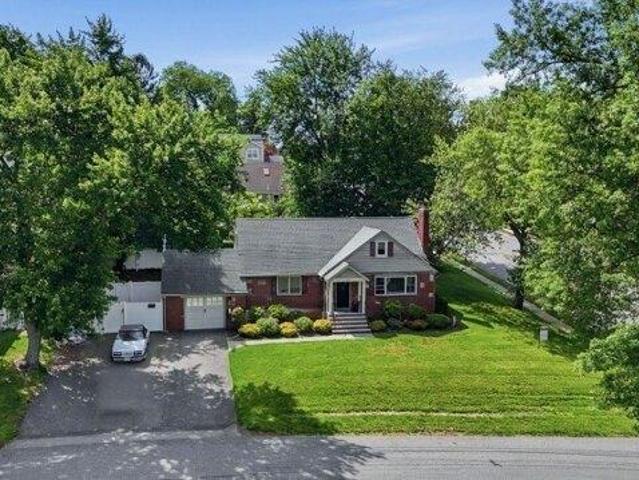 house with 4 bedroom, Emerson NJ ES104901356