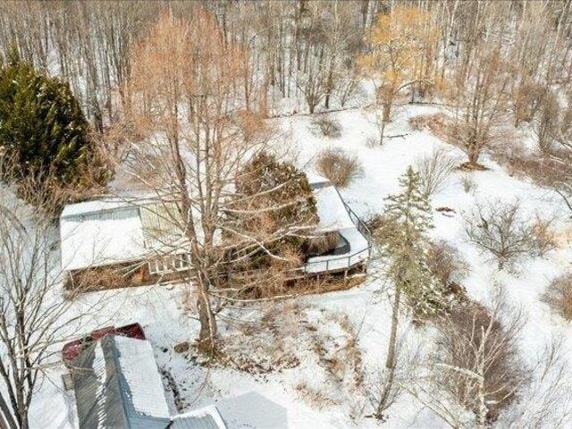 house with 4 bedroom, Enosburg Falls VT DLS102026800