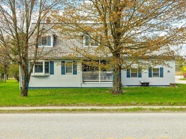 house with 4 bedroom, Enosburg Falls VT DS103074662