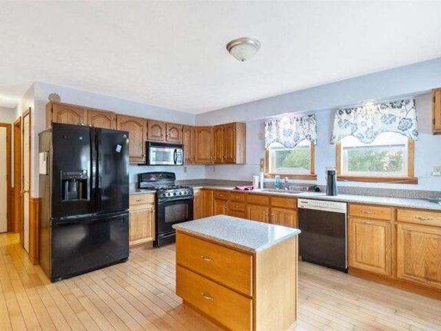 house with 4 bedroom, Enosburg Falls VT ES103667039