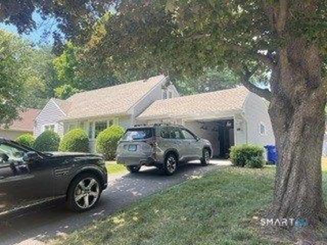 house with 4 bedroom, Enfield CT DS104237128