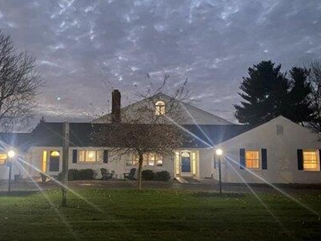house with 4 bedroom, Enfield CT DS103932817