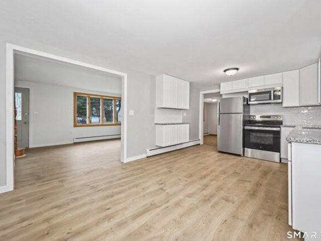 house with 4 bedroom, Enfield CT ES104869919
