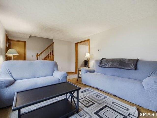 house with 4 bedroom, Enfield CT ES104903491