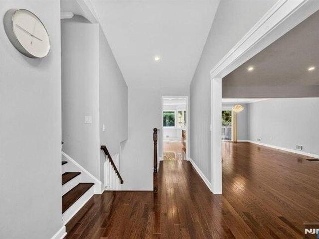 house with 4 bedroom, Englewood Cliffs NJ ES104445278