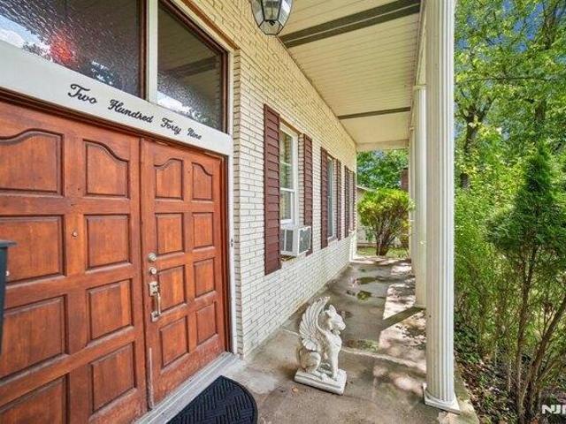 house with 4 bedroom, Englewood NJ ES105161062
