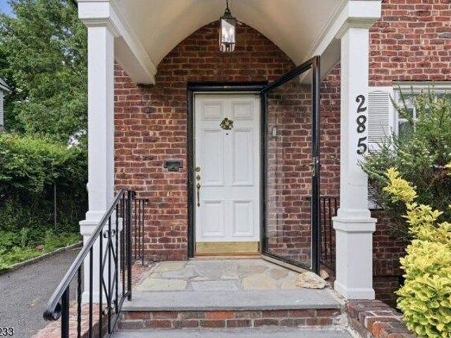 house with 4 bedroom, Englewood NJ ES105289404