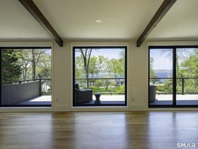 house with 4 bedroom, Essex CT ES104076471