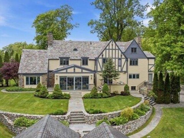 house with 4 bedroom, Essex Fells NJ ES104831582