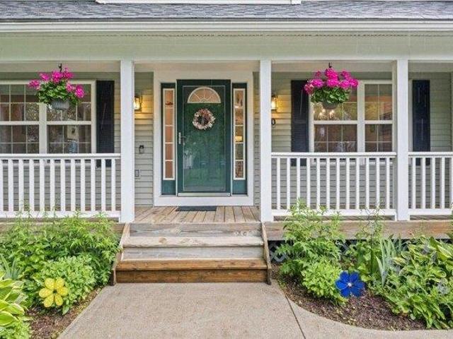 house with 4 bedroom, Essex Junction VT DS104077589