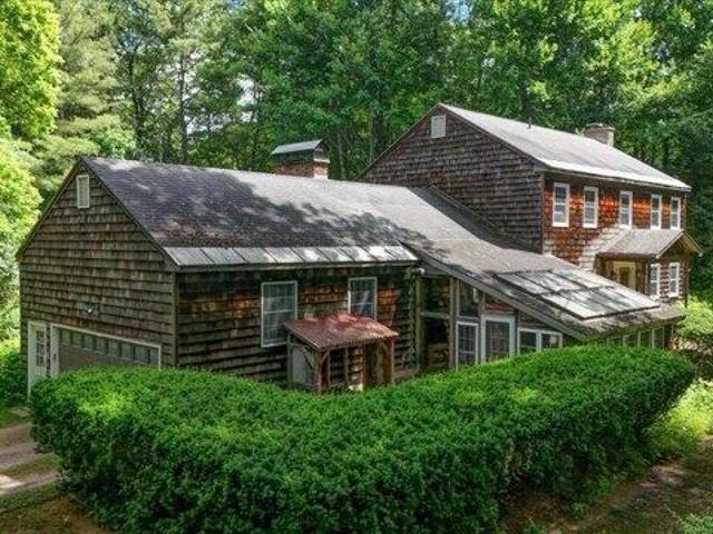 house with 4 bedroom, Essex Junction VT DS104374285