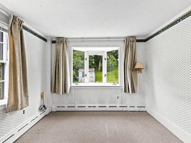 house with 4 bedroom, Essex MA ES105143822