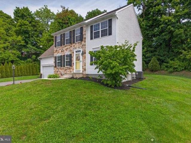 house with 4 bedroom, Ephrata PA ES103624473