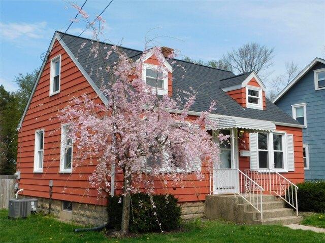 house with 4 bedroom, Erie PA DS103604851
