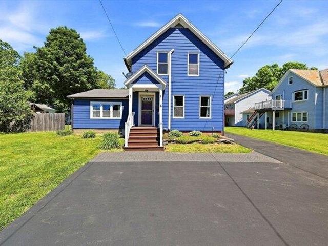 house with 4 bedroom, Erving MA ES103185882