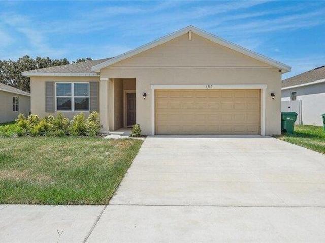 house with 4 bedroom, Eustis FL DS92561502