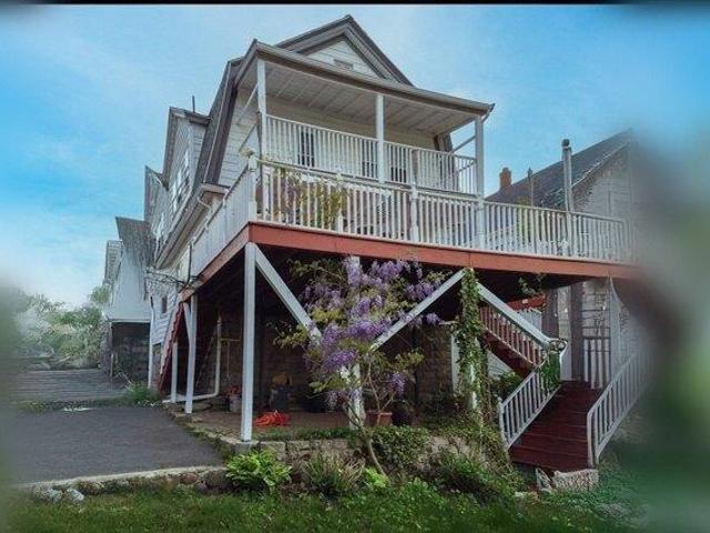house with 4 bedroom, Everett MA DLS103070496