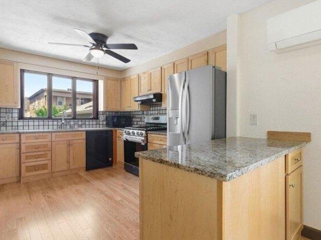 house with 4 bedroom, Everett MA ES103035076